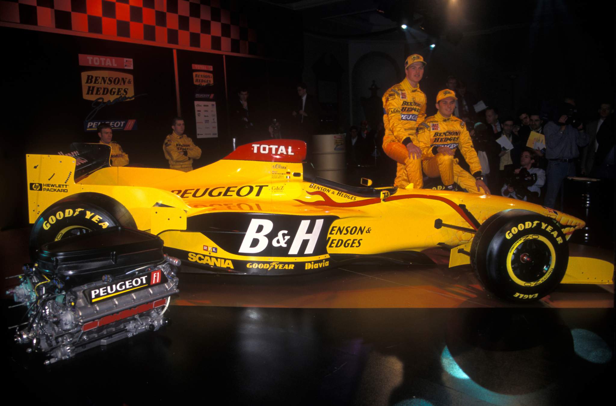 Gary Anderson: When young F1 team-mates don't get along - The Race